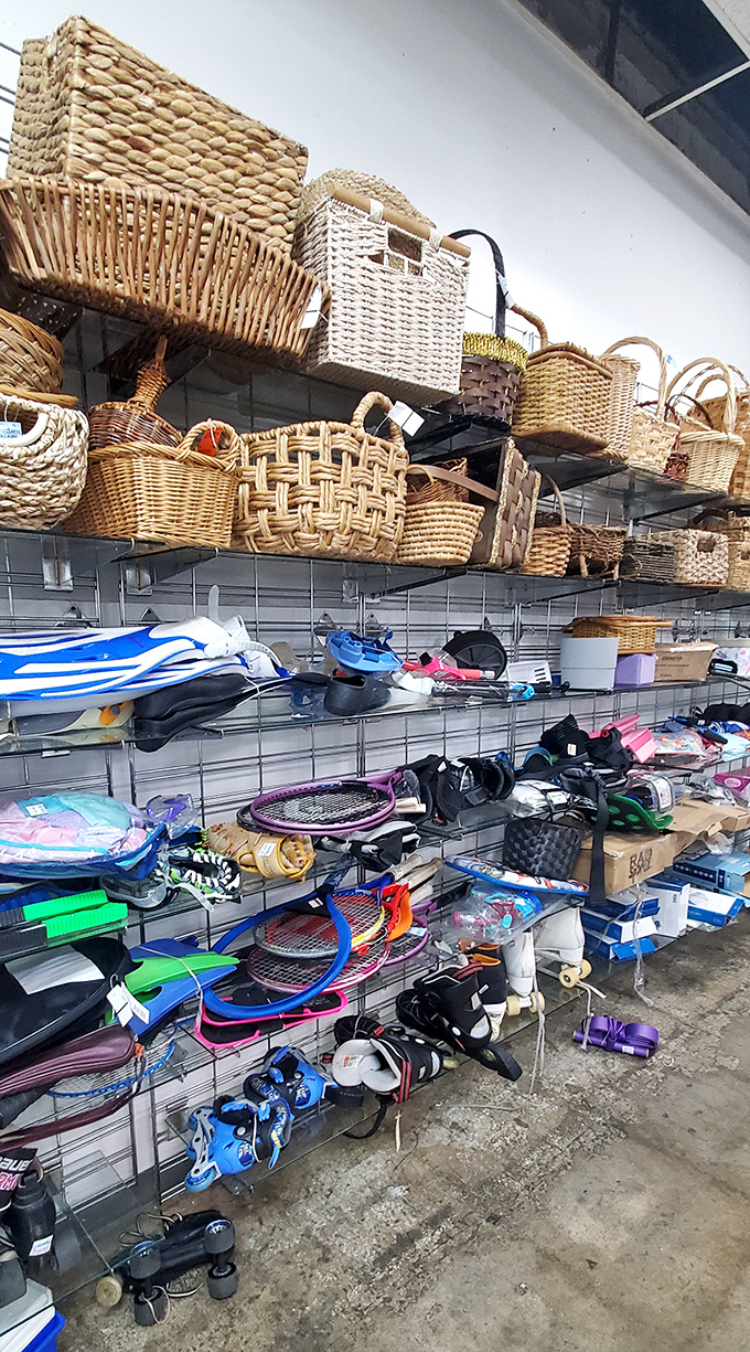 A basket bonanza that would send Marie Kondo into a tailspin. Beach-ready totes mingle with picnic baskets awaiting their next adventure.