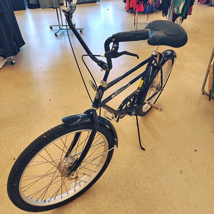 This barely-used bicycle isn't just transportation; it's someone's future weekend adventures waiting to happen at a fraction of retail price.