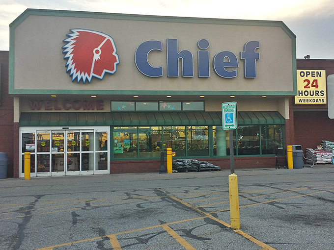 Chief Supermarket keeps Bryan residents well-fed without requiring a second mortgage for weekly grocery runs.