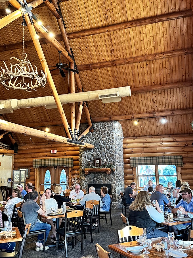 Where food brings people together. The dining room's buzzing energy proves great steaks create great conversations.