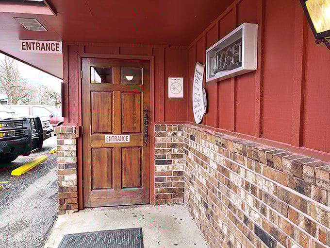 The entrance doesn't promise luxury, but something better&mdash;authentic food experiences that money can't manufacture.