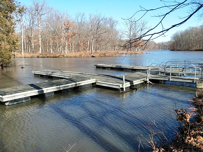 Winter fishing docks prove dedication trumps comfort, respect to these hardy Illinois anglers.