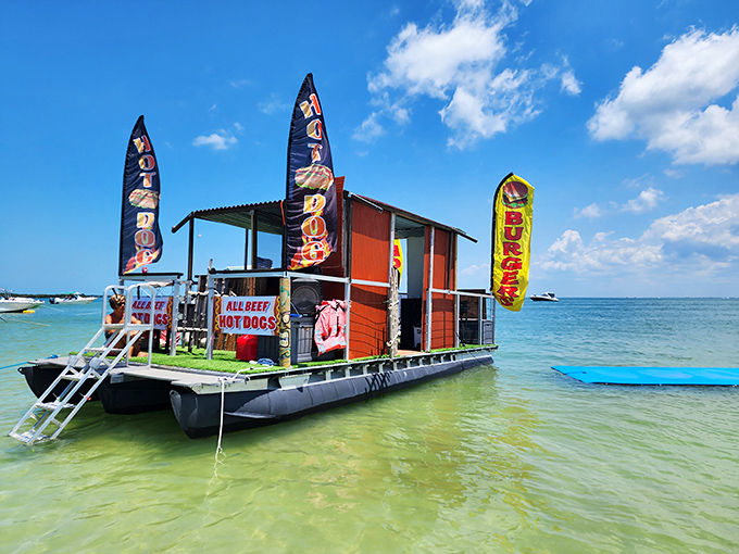 Floating fast food with flair! This clever entrepreneur brings burgers and dogs directly to hungry boaters &ndash; genius business model.