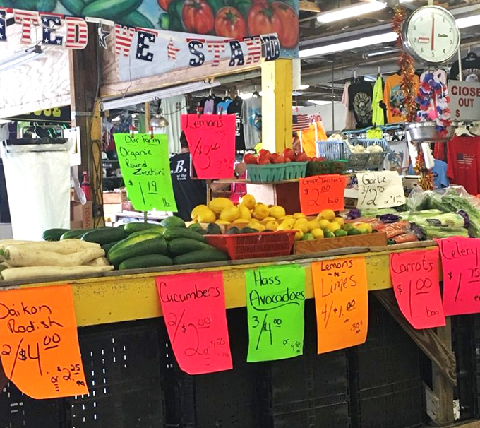 Fresh Florida bounty with prices as bright as the produce. Nothing says "local" like vegetables that were in the ground yesterday.