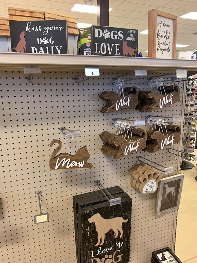 Pet-themed home décor that screams "I love my dog more than most humans"—and honestly, who could blame you?