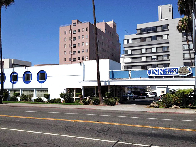 Classic motor lodge vibes for those who appreciate retro charm and don't need seventeen different pillow options.