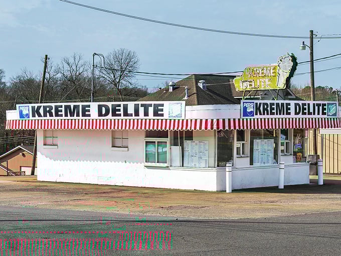 Kreme Delite stands as a testament that sometimes the best desserts come from places where napkins are essential and calories don't count.