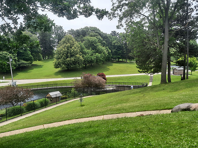 Lake Shore Park's rolling green spaces and tranquil waters create the perfect backdrop for contemplating life's big questions or simply enjoying an ice cream cone.