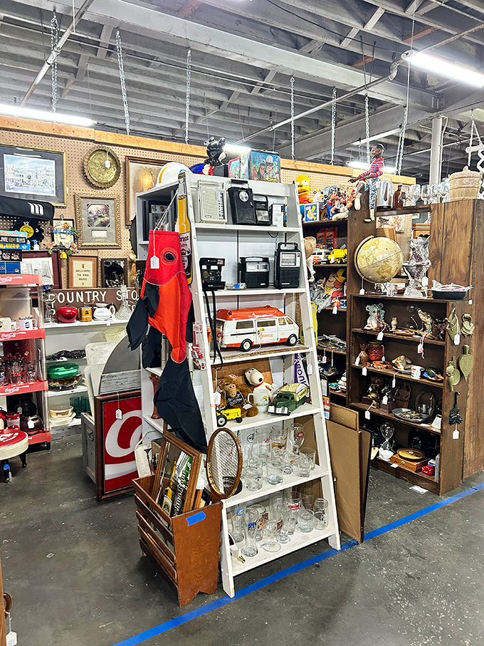 A delightful hodgepodge of Americana that transforms "one person's trash" into another's conversation-starting treasure.