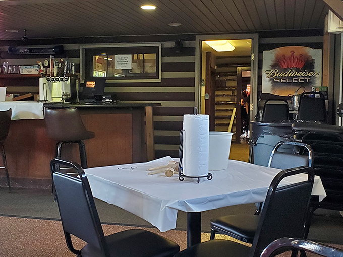 Log cabin walls and simple table settings create an atmosphere where the food – not the decor – rightfully becomes the star.