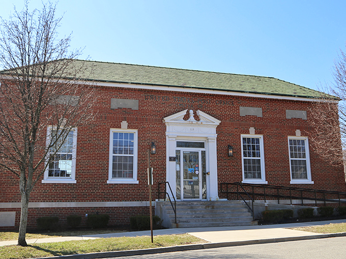 Even the Post Office in Culver looks charming enough to make paying bills slightly less painful.