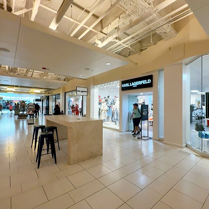 Karl Lagerfeld's sleek, minimalist storefront offers high fashion with European flair&mdash;a little slice of Paris in the heart of New Orleans.