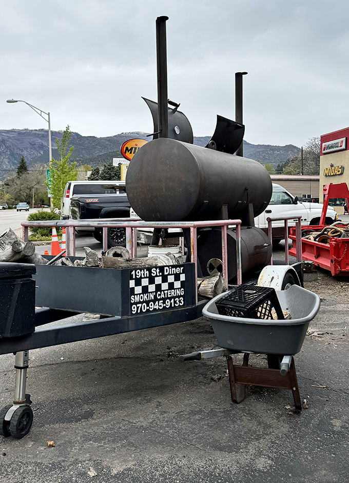 The smoker outside tells you everything you need to know&mdash;this diner takes its meat seriously, and you should too.