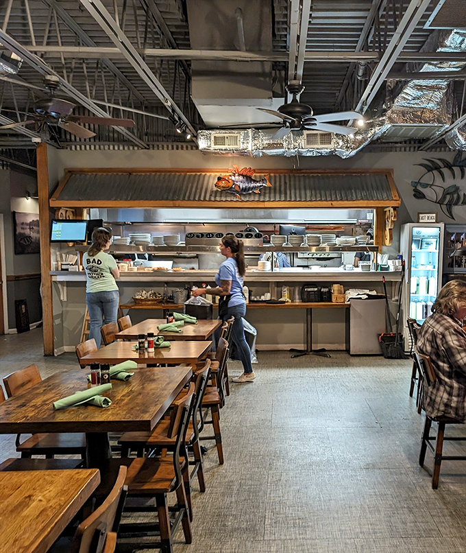 Behind every great seafood restaurant is a staff that moves with the choreographed precision of people who truly understand the art of hospitality.