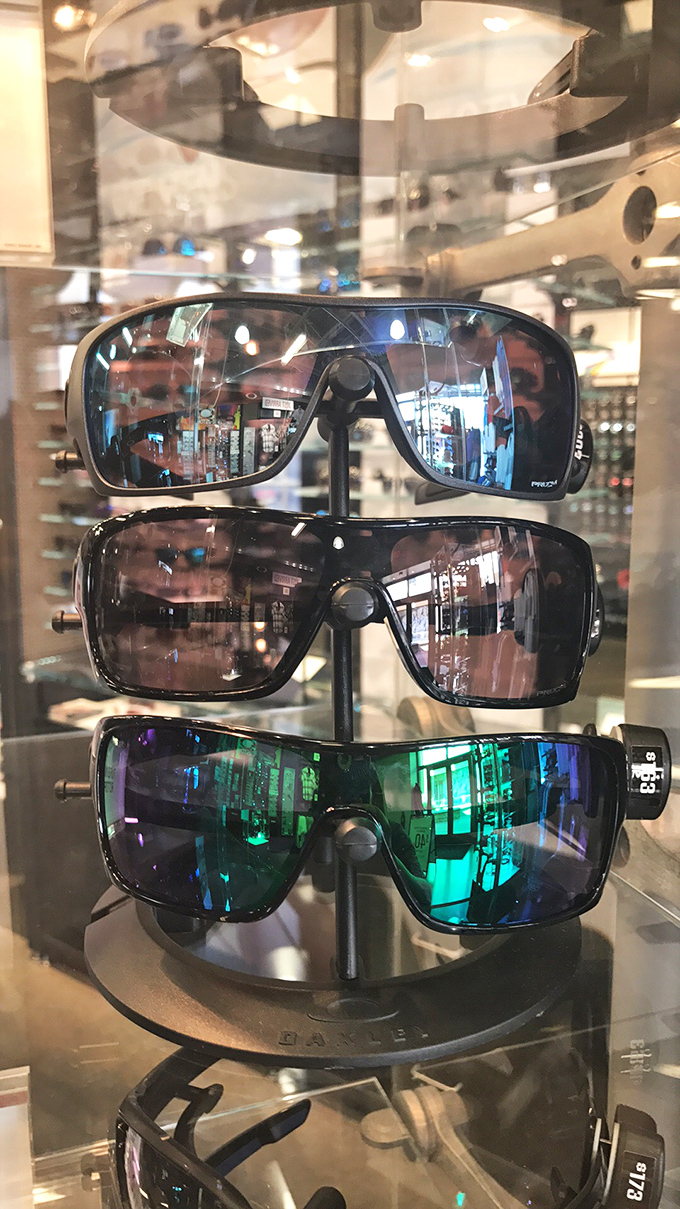 Designer sunglasses that let you look like a celebrity while paying like a savvy shopper&mdash;Hollywood style without the Hollywood price tag.