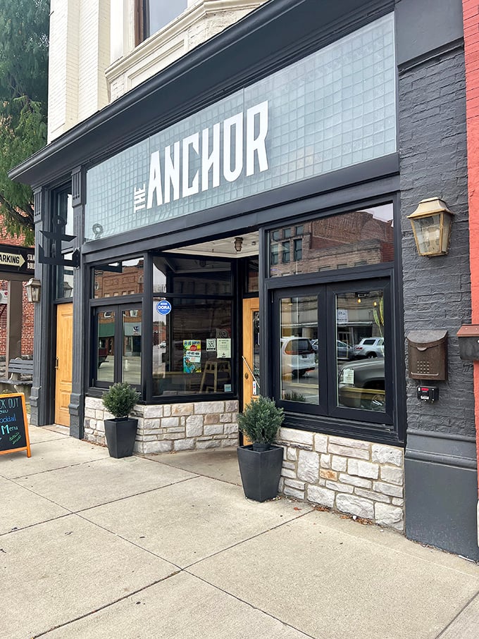 The Anchor offers small-town dining with big-city style. Those planters outside cost more in Manhattan than an entire meal does here.