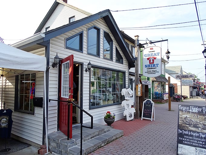 Small-town retail therapy comes with extra character in Gettysburg. This charming shop proves you don't need big-city square footage to offer big personality.