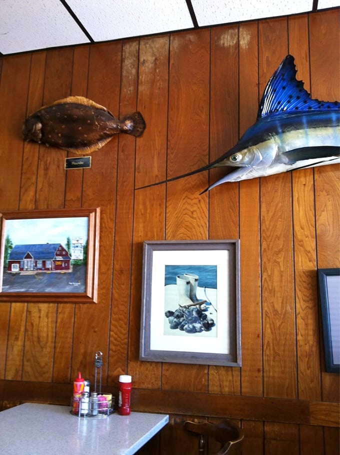 The wall of honor: where fish go to be remembered for their sacrifice to your taste buds.