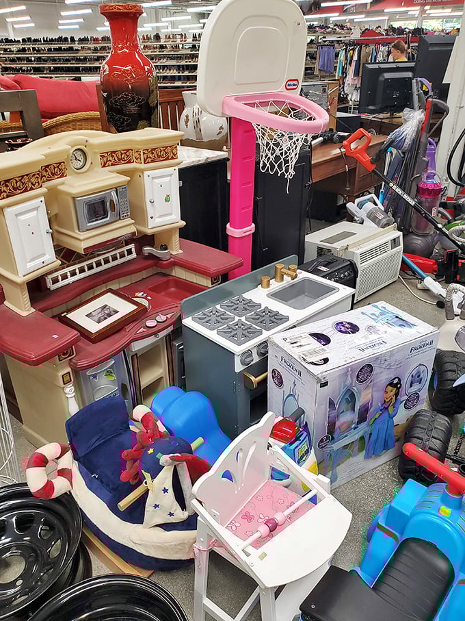 Childhood nostalgia corner&mdash;where plastic kitchens meet basketball hoops. The toys here have stories to tell and new memories to make.