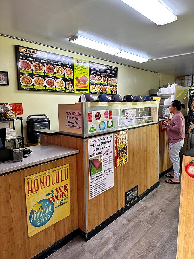 The ordering counter&mdash;where dreams come true and decisions get difficult. Awards on display remind you that locals have been keeping this secret for years.