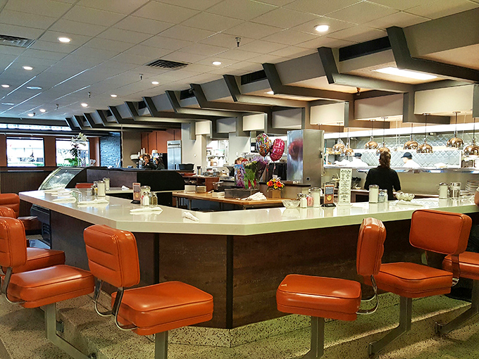 Those orange counter seats have supported generations of Washington backsides. The best spot for solo diners and coffee philosophers.