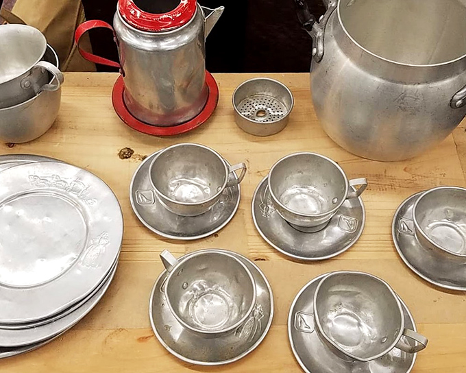 Vintage metalware that's seen more family meals than a Thanksgiving tablecloth. These cups and saucers are ready for their second act in a new home.