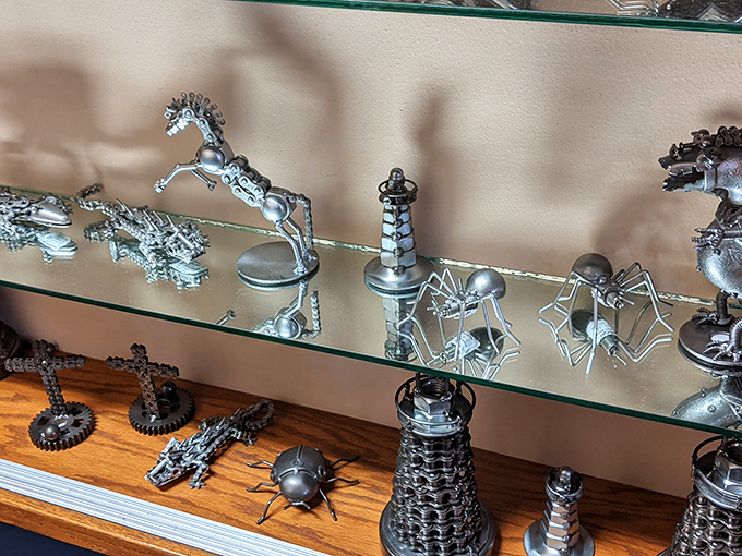 Even the decorative items have personality&mdash;metal sculptures that seem to say, "Yes, we're quirky, just like the charm of this whole place."