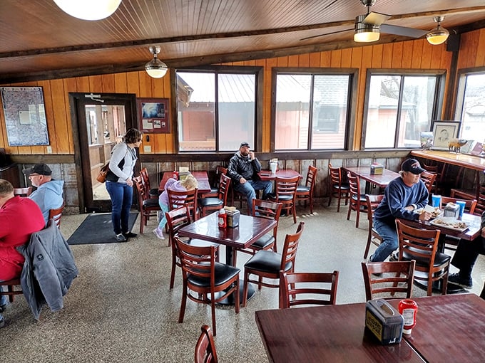 Where strangers become friends over shared appreciation of slow-smoked perfection. Notice how nobody's looking at their phones?