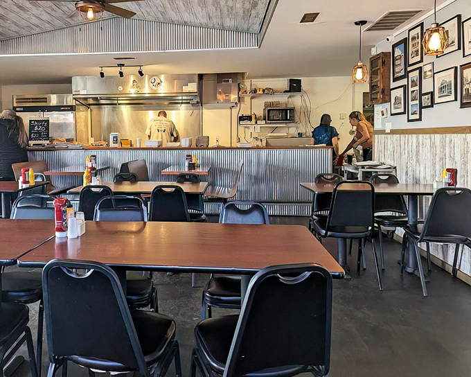 The open kitchen design isn't about trendy transparency&mdash;it's so regulars can shout hellos to cooks who remember exactly how they like their eggs.