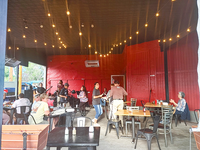 Live music and good food—a combination as perfect as eggs and bacon. Weekend evenings at Adobe Springs feed both stomach and soul.