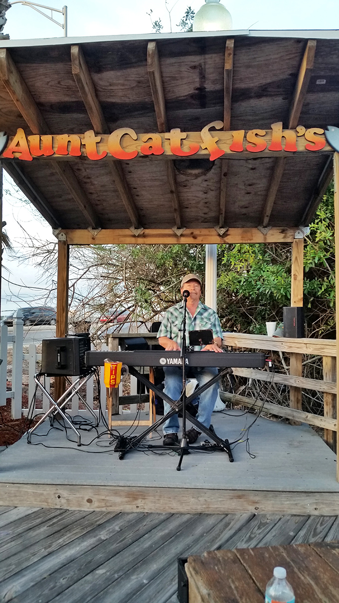 Live music under the wooden canopy adds that perfect soundtrack to your meal&mdash;because fresh seafood deserves its own theme song.