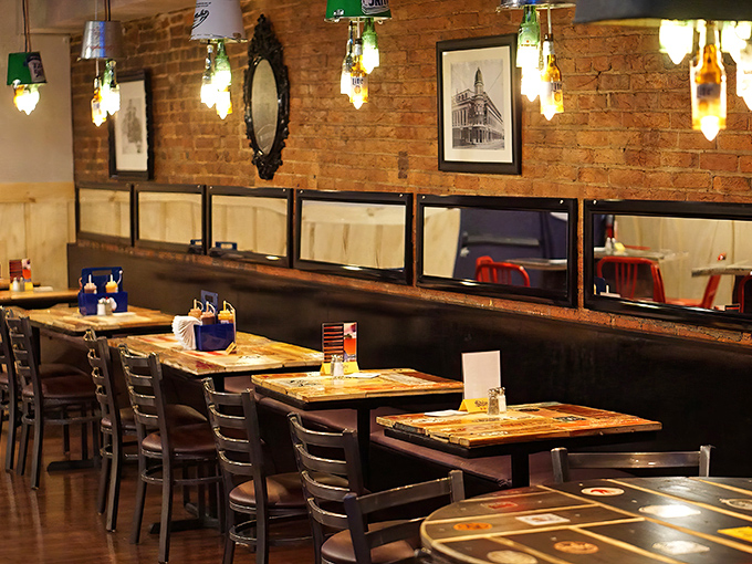 Exposed brick meets wooden tables in perfect harmony. Not designed by an Instagram influencer, but infinitely more authentic.