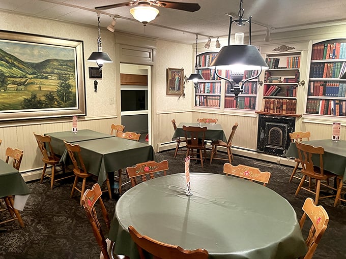 The library dining room proves that the best conversations happen surrounded by books, good lighting, and the promise of homestyle cooking.