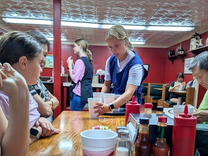 Servers who move with the efficiency of NASCAR pit crews. When you're dealing with barbecue this good, there's no time to waste.