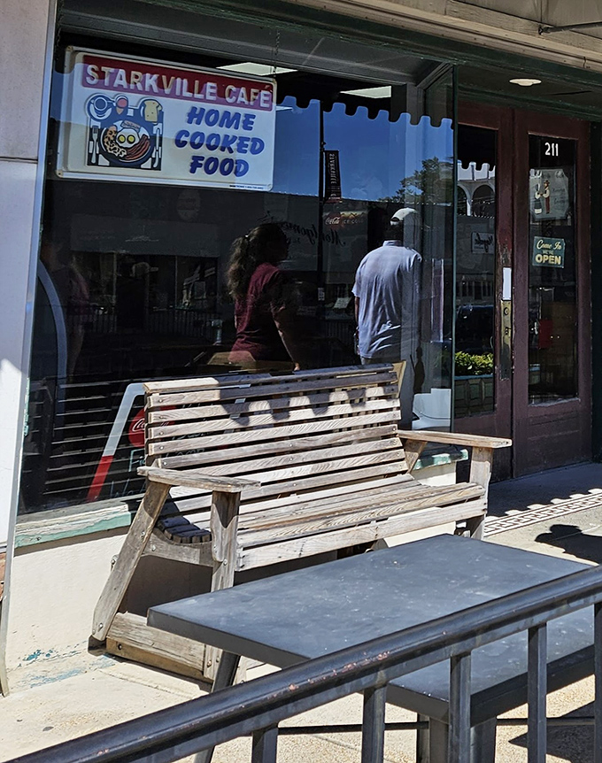 "Home Cooked Food" isn't just a sign&mdash;it's a promise that's kept with every plate that leaves the kitchen.