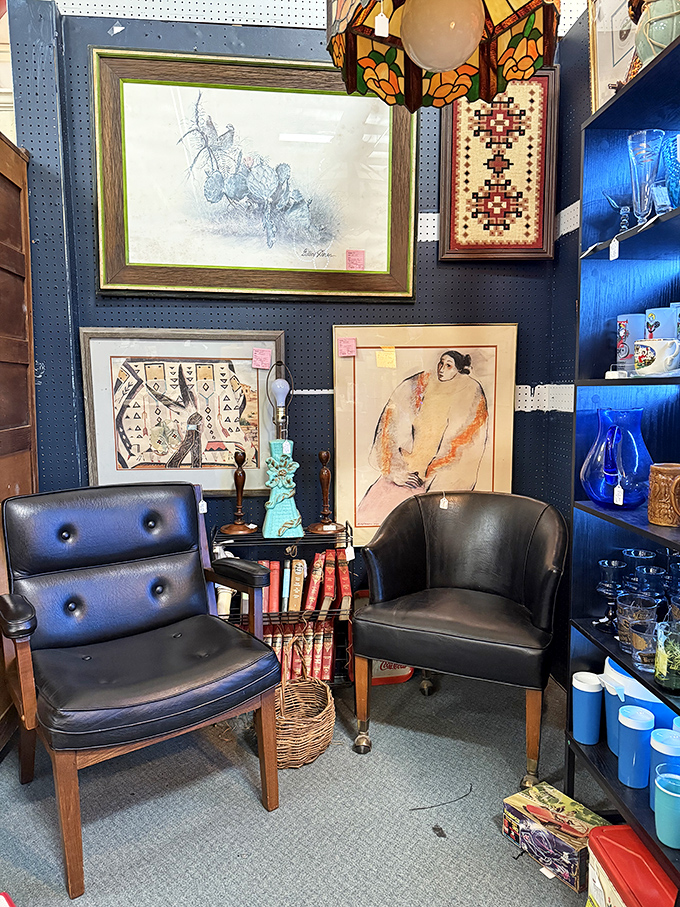 A mid-century modern corner that Don Draper would approve of&mdash;leather chairs perfect for contemplating your next Manhattan or major life decision.