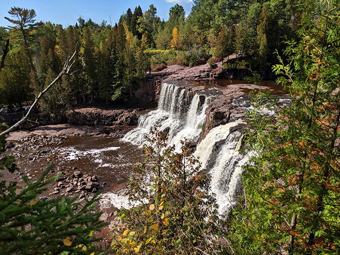 Upper Falls demonstrates why professional photographers camp out here for days&mdash;some views simply can't be improved with Instagram filters.