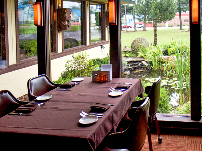 Window seating that brings nature tableside&mdash;dine with a garden view that changes with the seasons while your steak remains consistently perfect.