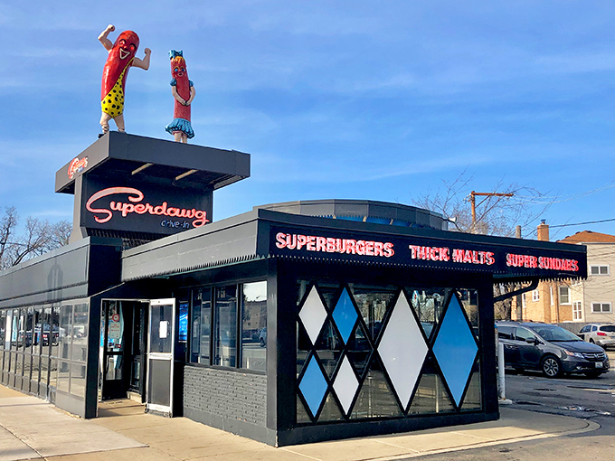 12a. superdawg drive in (chicago)