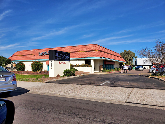 Fast Eddie's clean white exterior with splashes of color offers a fresh take on diner traditions – old-school cooking with new-school style.