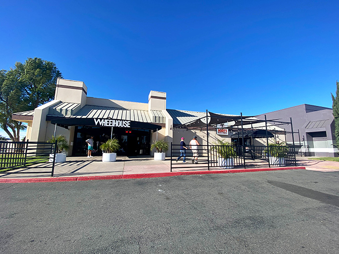 Hemet's wheelhouse restaurant scene blends charm with affordable living, perfect for savvy retirees.