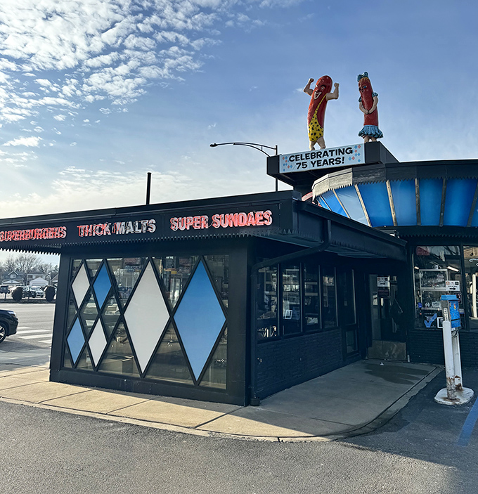 12b. superdawg drive in
