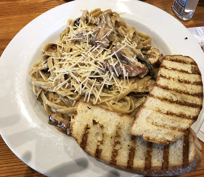 Pasta that proves Jonah's isn't just about seafood. This mushroom and chicken fettuccine would make anyone forget they came for fish.