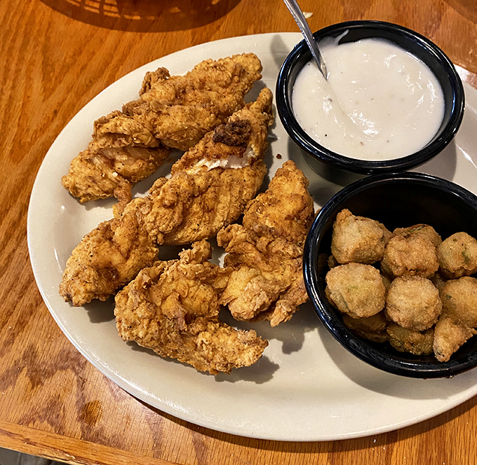 Chicken strips that actually taste like chicken, with a golden crust that crackles with each bite &ndash; fast food chains, take notes.