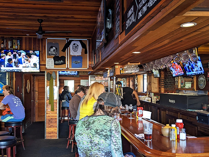 Real people eating real food without photographing it first &ndash; what a delightfully radical concept these days.