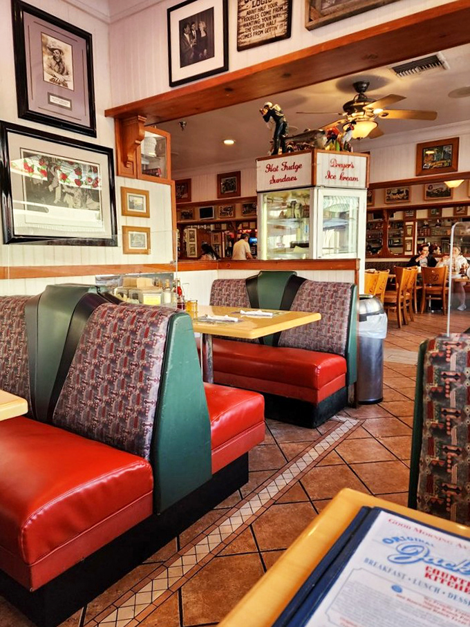 Classic diner booths in red and green invite you to slide in, settle down, and stay awhile. The best vacation decisions are made in booths like these.