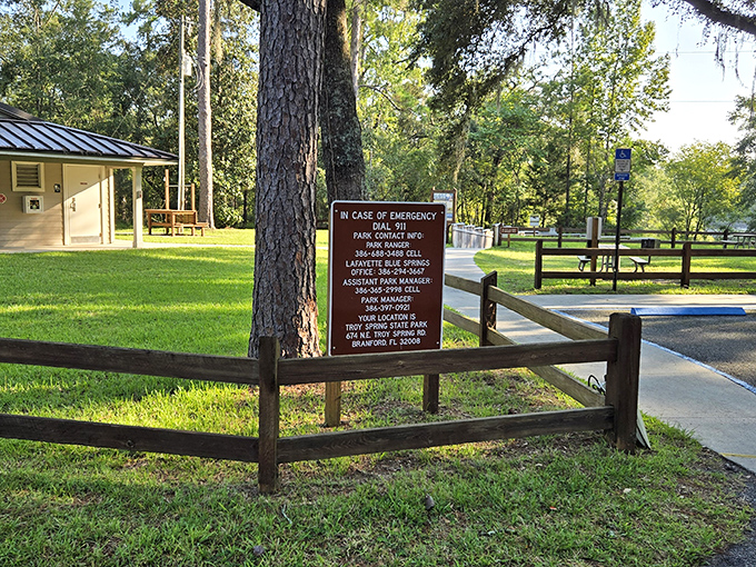 Even in paradise, safety comes first. The least dramatic sign you'll see for the most dramatic natural wonder.