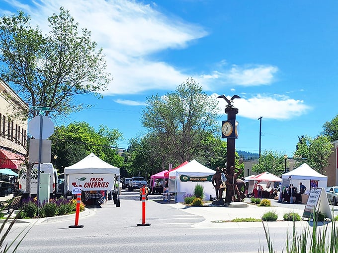 Fresh cherries and friendly faces &ndash; the seasonal market offers farm-to-table produce without the farm-to-table restaurant markups.