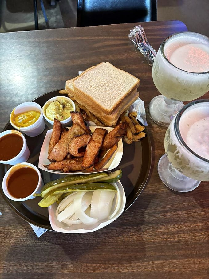 A sandwich spread worthy of a diplomatic summit&mdash;multiple sauces, perfect pickles, and fries that didn't come from a freezer.