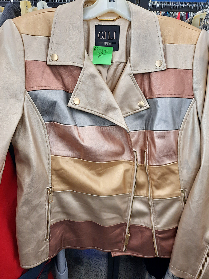 This color-blocked jacket looks like it escaped from a 1980s music video and is waiting for its comeback tour.